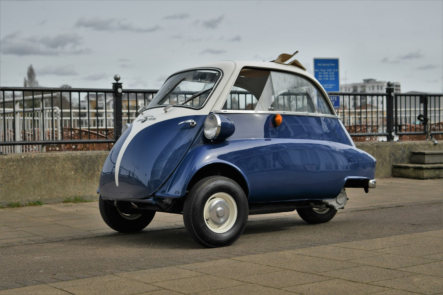 1960 BMW Isetta – Auction Car of the Week | Car & Classic Magazine