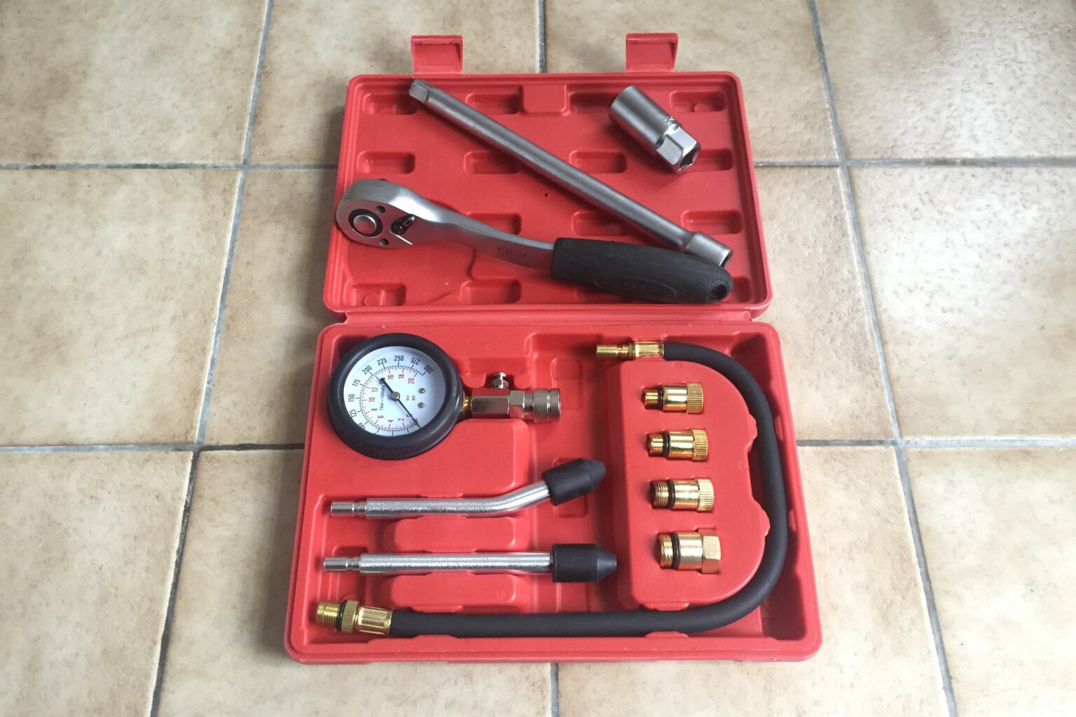 How To – Carry Out a Compression Test | Car & Classic Magazine