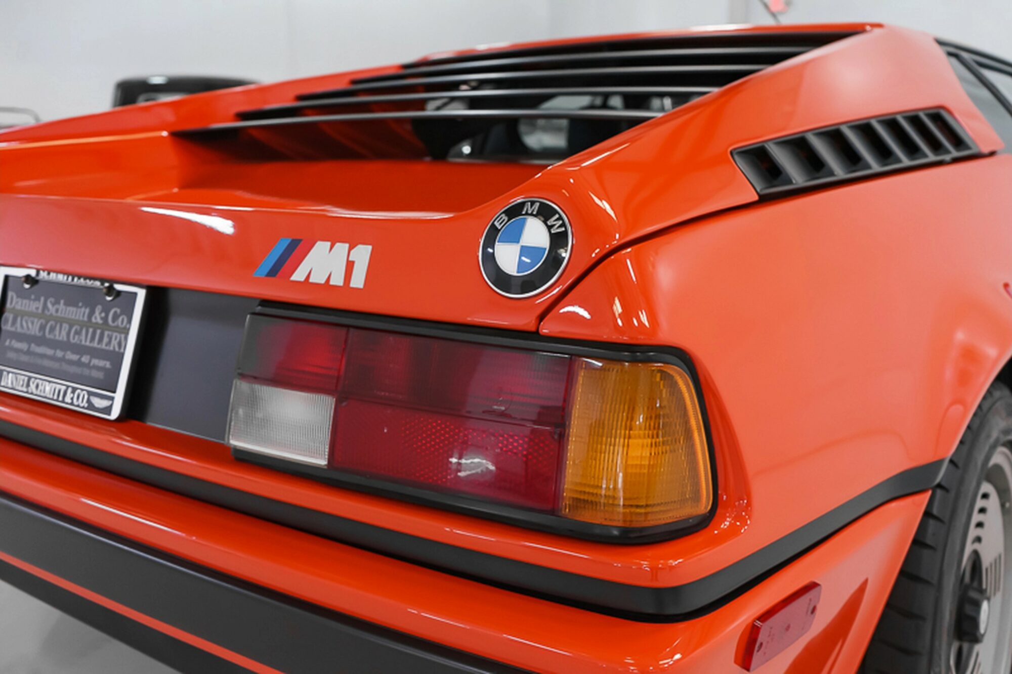 1981 BMW M1 – Classified of the Week | Car & Classic Magazine