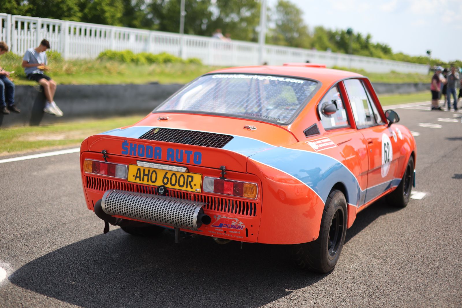 A look Into the Future of Retro – Retro Rides Weekender 2023 | Car ...