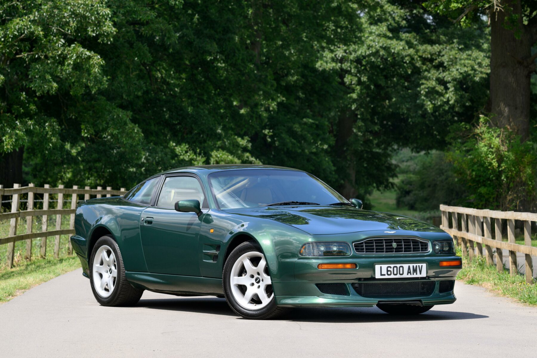 1994 Aston Martin Vantage V600 – Auction Car of the Week | Car ...