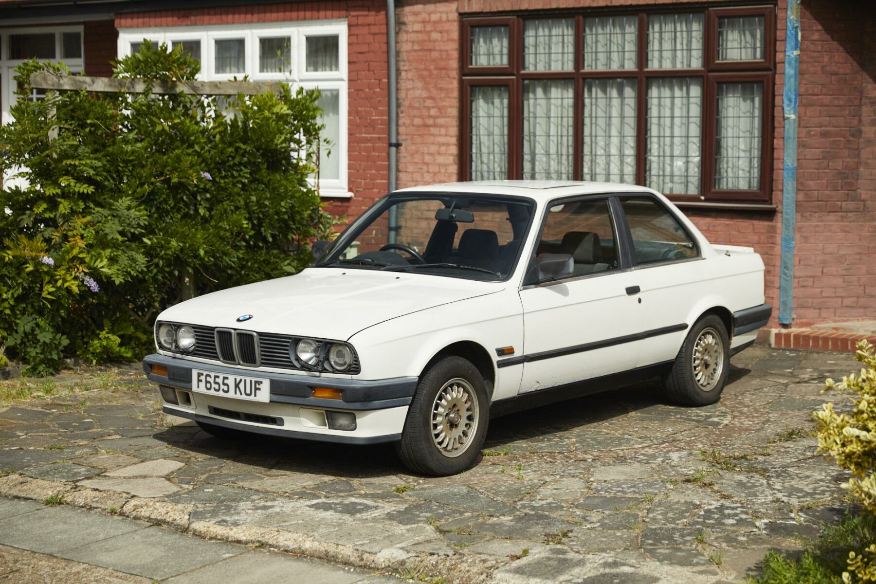 1985 BMW 325i SE – Project Profile | Car & Classic Magazine