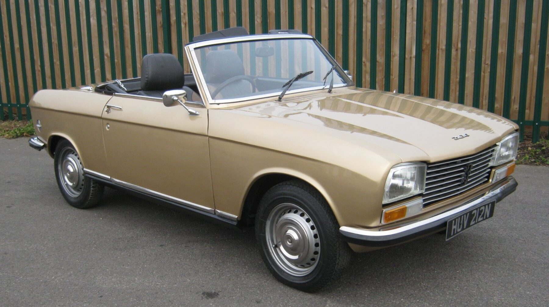 1975 Peugeot 304 Cabriolet – Classified of the Week | Car & Classic ...
