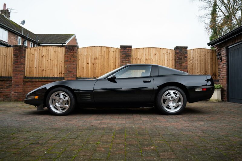 1990 Chevrolet Corvette ZR-1 – Auction Car of the Week | Car & Classic ...