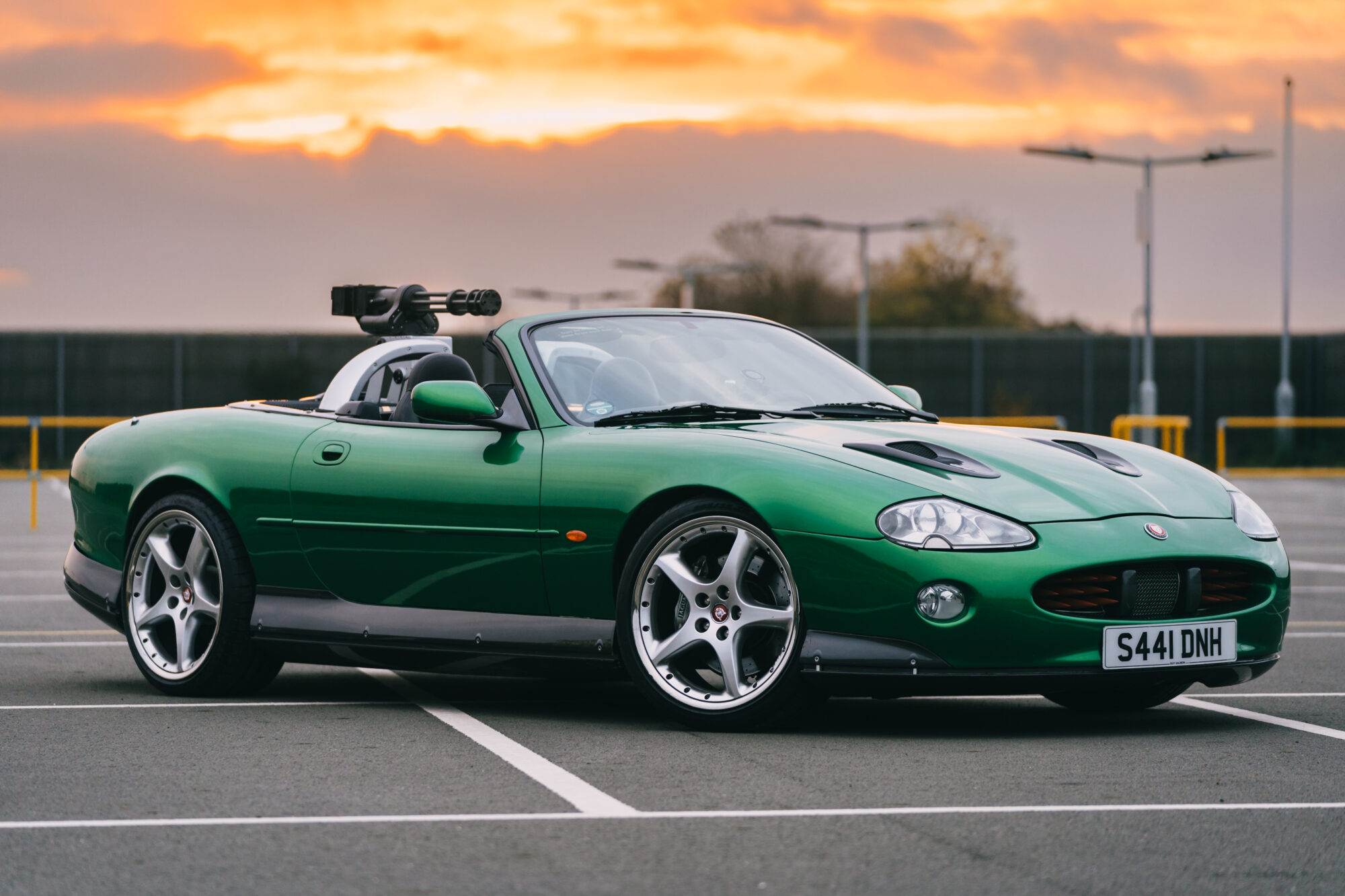 Jaguar Heritage: Fit For a Queen, Yet Villainously Cool – Why These ...