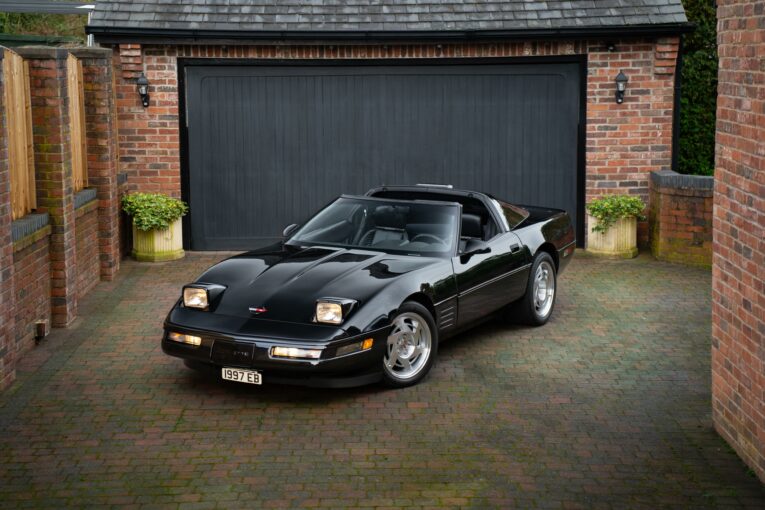 1990 Chevrolet Corvette ZR-1 – Auction Car of the Week | Car & Classic ...