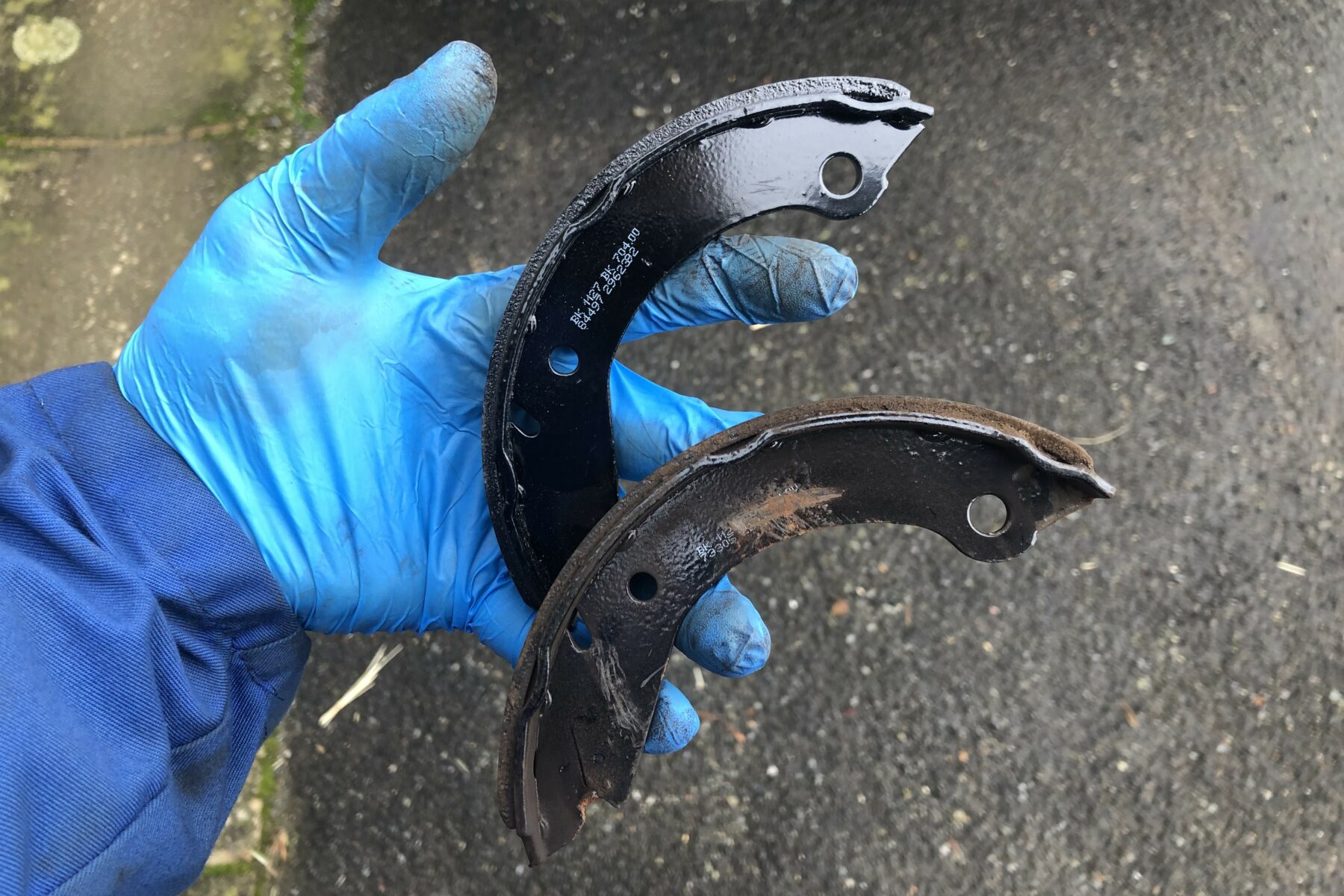 How To – Change Your Brake Shoes | Car & Classic Magazine