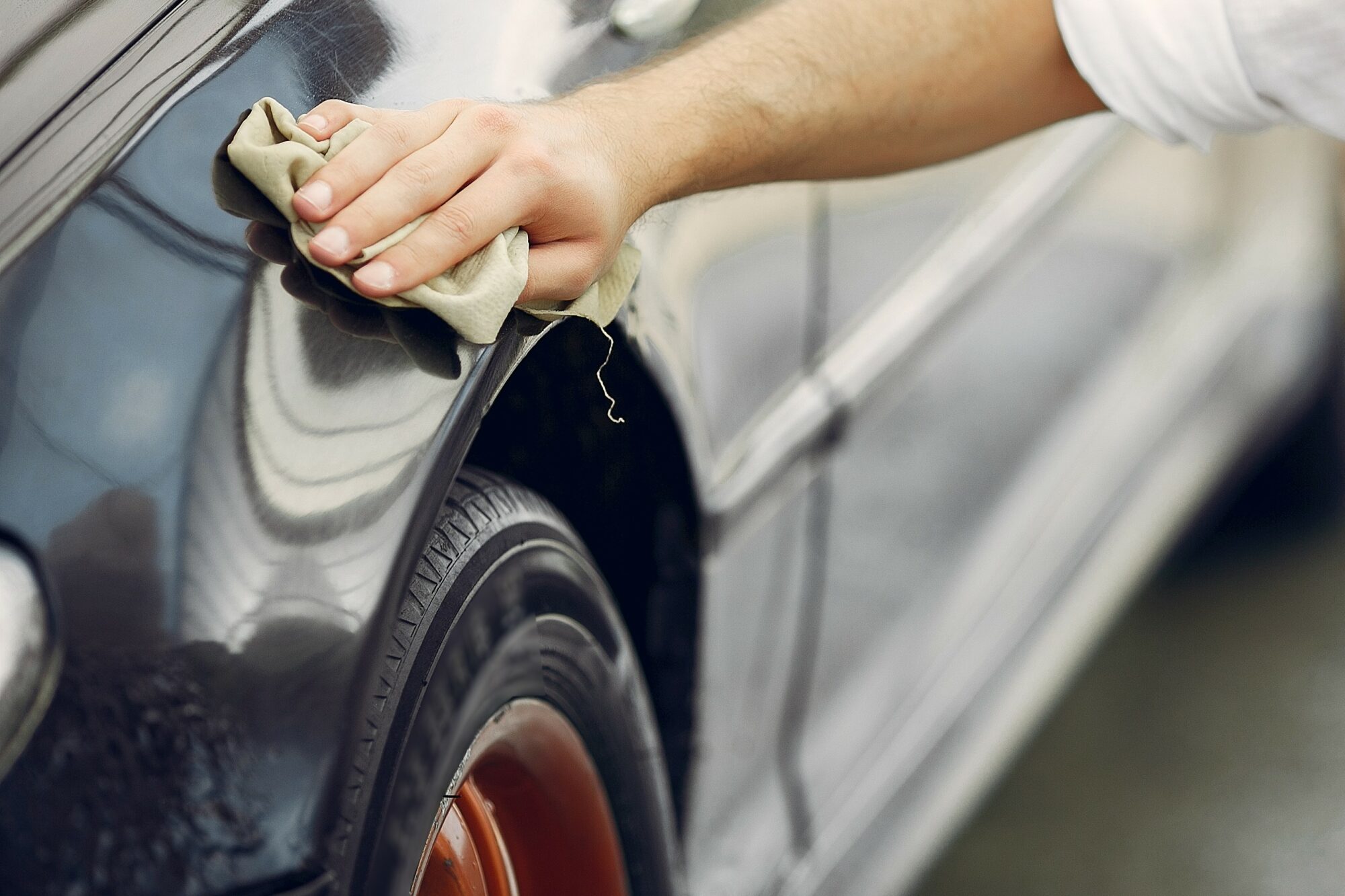 How To – Use Body Filler | Car & Classic Magazine