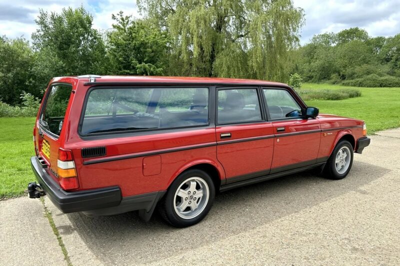 1988 Volvo 240 GLT – Classified of the Week | Car & Classic Magazine