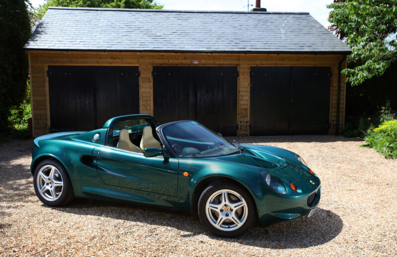 Lotus Elise S1 – The Time is Now | Car & Classic Magazine