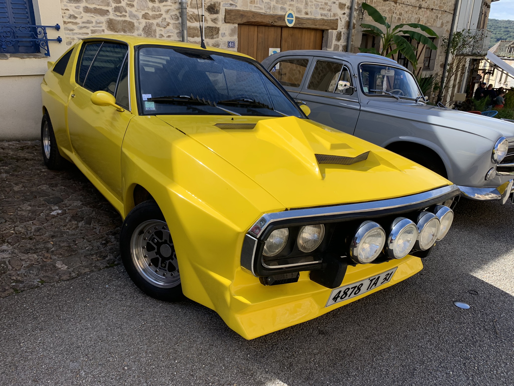 Auto Moto Retro – The Unifying Power of Classics | Car & Classic Magazine