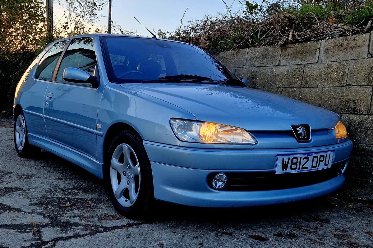 2000 Peugeot 306 GTi 6 – Classified of the Week | Car & Classic Magazine