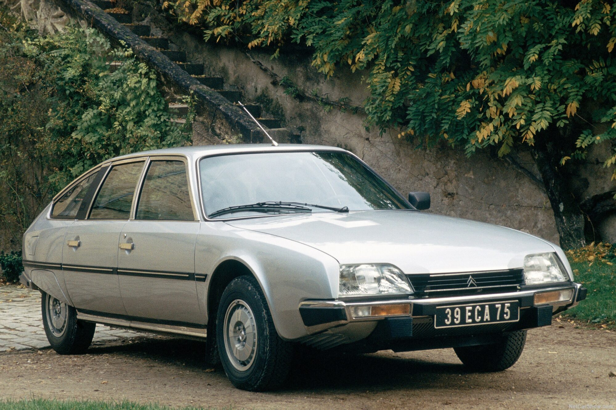 Citroën CX – The Time is Now | Car & Classic Magazine