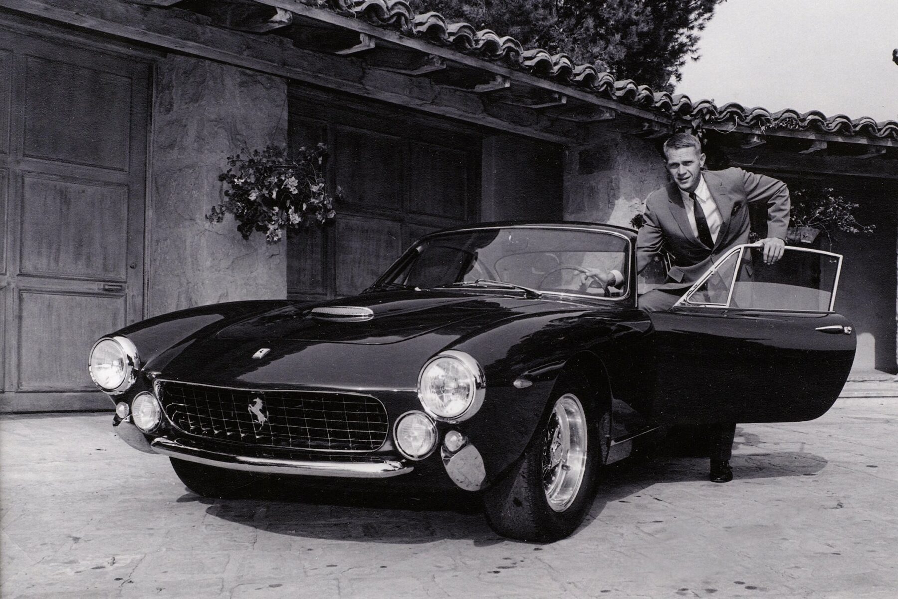The King of Cool – Steve McQueen | Car & Classic Magazine