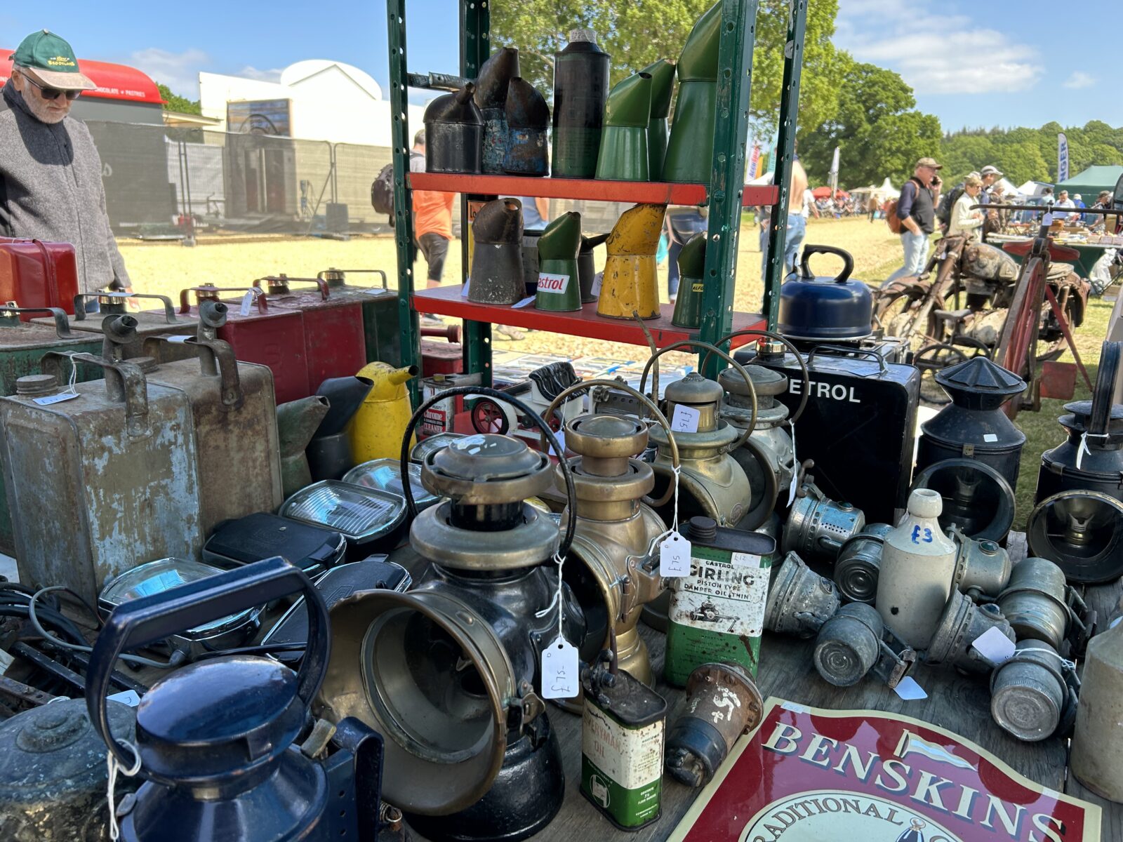 How To Find Bargains at an Autojumble | Car & Classic Magazine